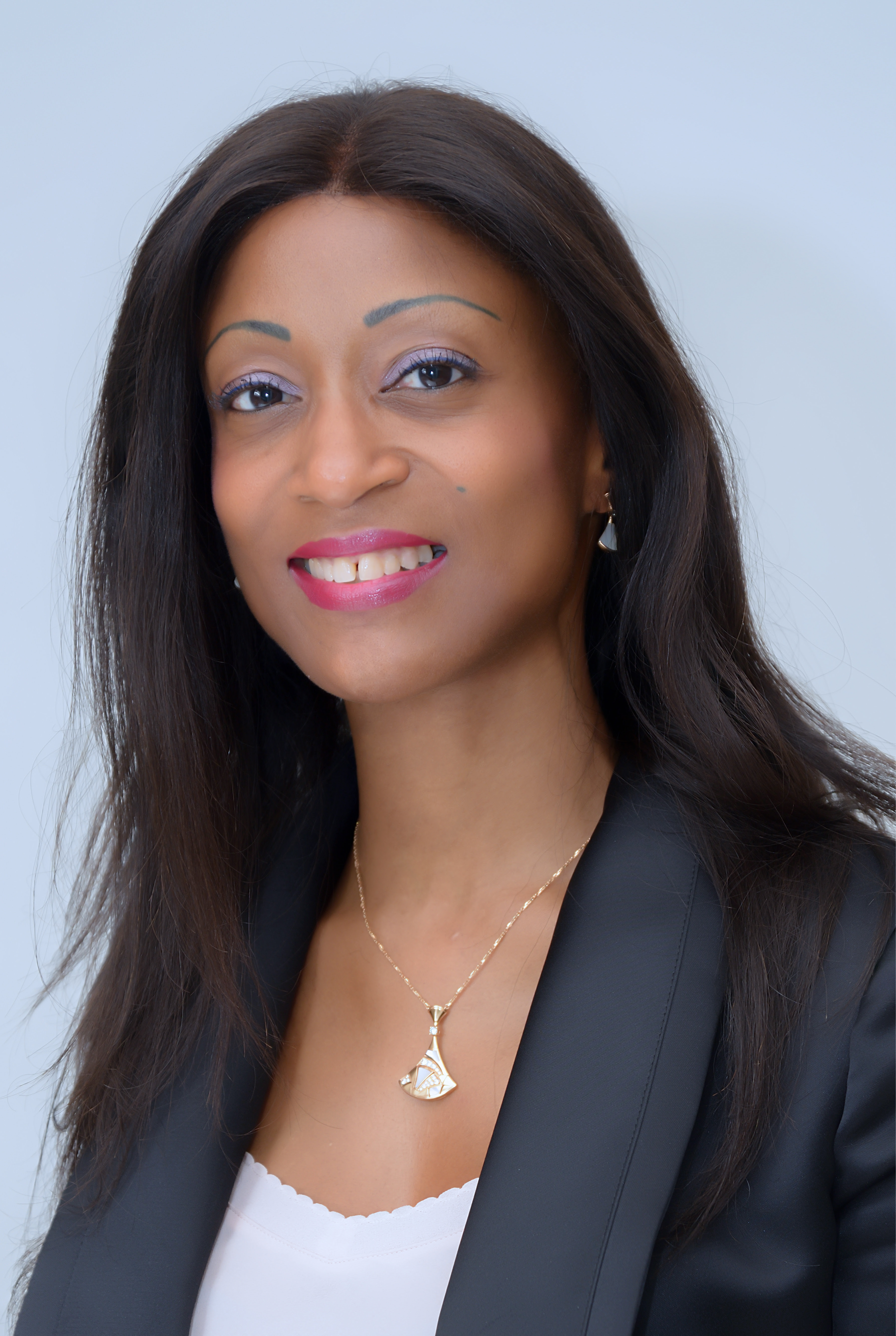 Nadine Tinen prend du galon chez PwC Afrique Francophone Subsaharienne ... Nadine Tinen prend du galon chez PwC Afrique Francophone Subsaharienne ...