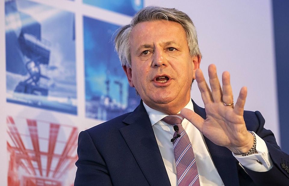 Covid-19: le géant Shell enregistre la première baisse de dividende ...