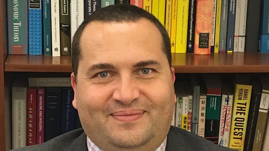 L'algérien Dr Rabah Arezki, un cadre de la Banque mondiale pour ...