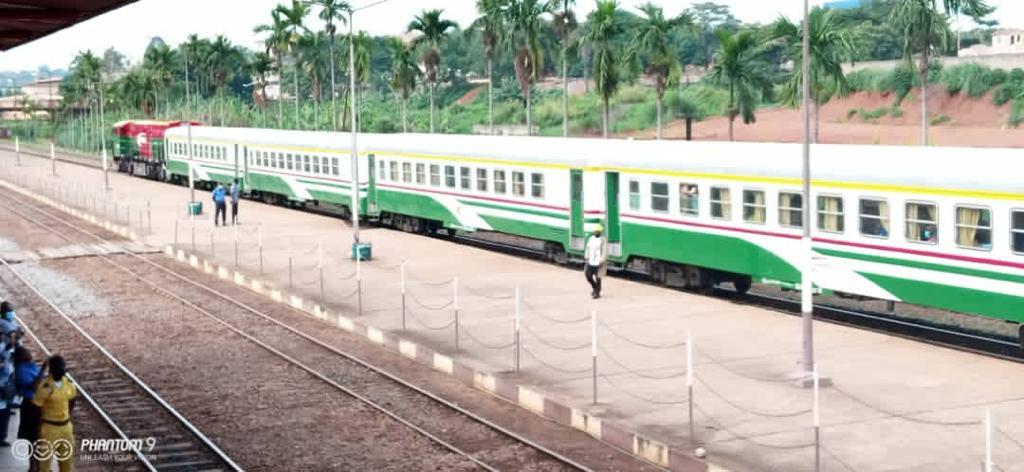 Cameroun : CAMRAIL reprend le transport voyageur interurbain ...