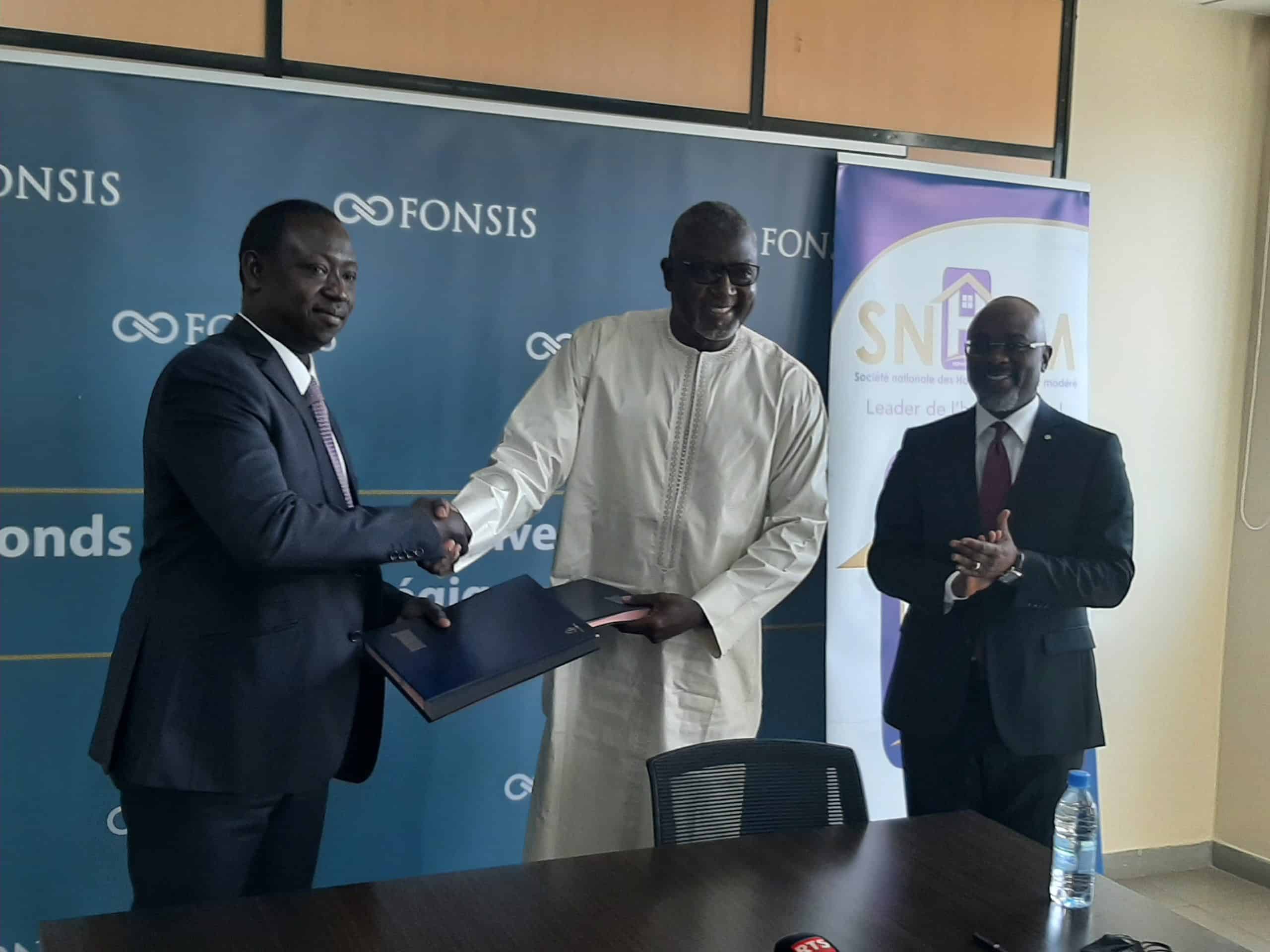 Sénégal: Le FONSIS et la SN HLM s’allient pour faciliter l’accès au ...