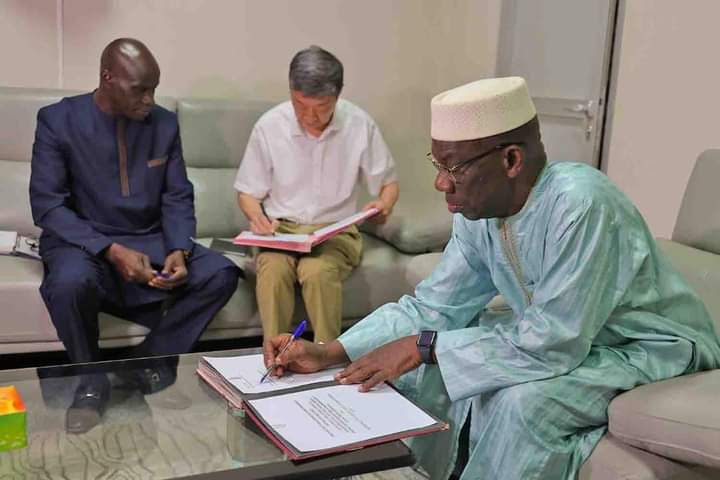 Mali : la Chine va décaisser 354 millions USD pour l’installation de ...