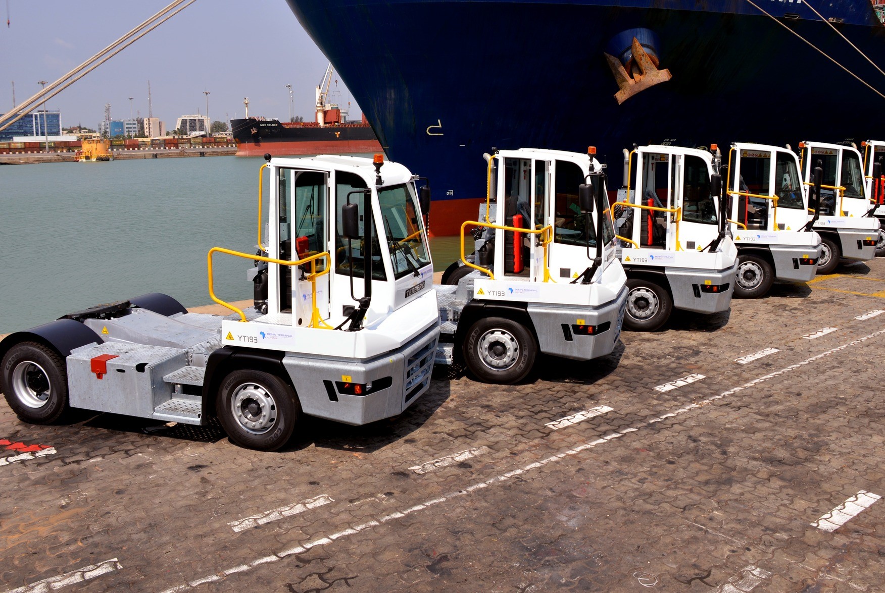 Bénin Terminal renforce ses équipements au Port de Cotonou avec l ...