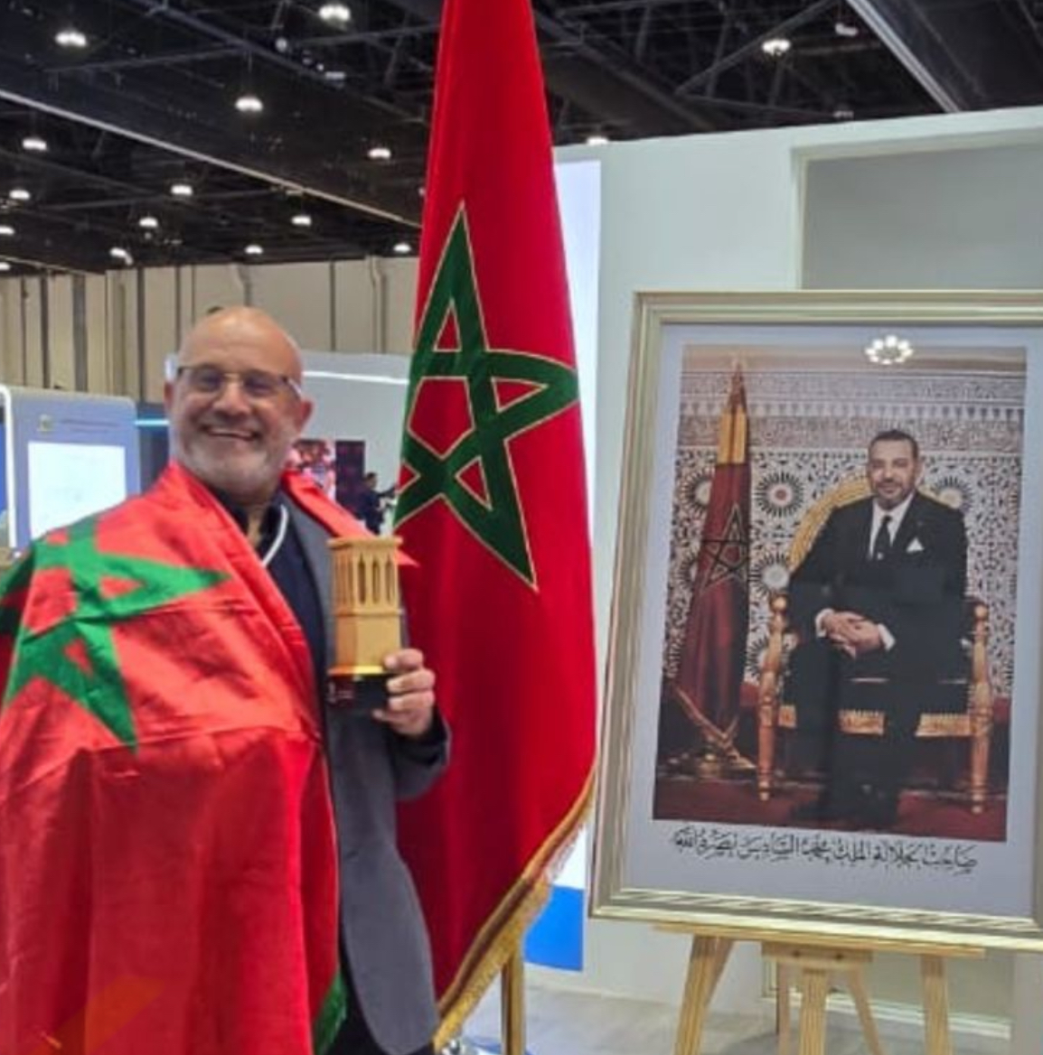 Le Maroc brille à Abou Dhabi : Mostafa Belkhayate sacré Champion du Monde de l’IA appliquée au ...