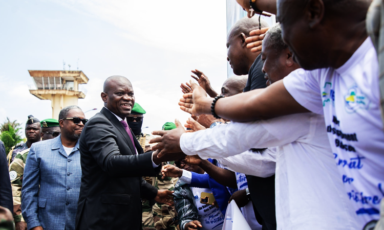 Afrique : le Gabon interdit le petit commerce aux étrangers | Financial ...